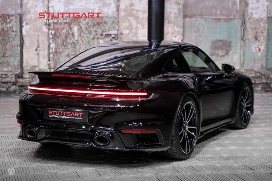 Черный Порше 911 2023 в Каунас, объемом двигателя 3.75 л и пробегом 13 тыс. км за 205000 €, фото 11 на AUTOMOTO.COM.LV