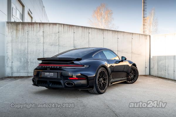 Melns Porsche 911 2026 Tartu, ar dzinēja tilpumu 3.60 L un nobraukumu 3 tūkst. km par 303800 €, foto 2 vietnē AUTOMOTO.COM.LV