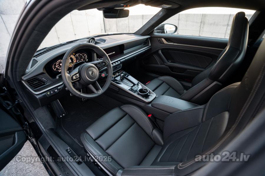 Melns Porsche 911 2026 Tartu, ar dzinēja tilpumu 3.60 L un nobraukumu 3 tūkst. km par 303800 €, foto 5 vietnē AUTOMOTO.COM.LV