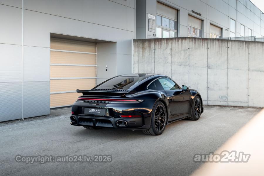 Melns Porsche 911 2026 Tartu, ar dzinēja tilpumu 3.60 L un nobraukumu 3 tūkst. km par 303800 €, foto 16 vietnē AUTOMOTO.COM.LV