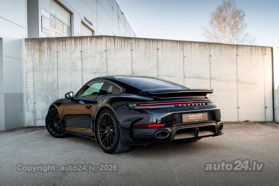 Melns Porsche 911 2026 Tartu, ar dzinēja tilpumu 3.60 L un nobraukumu 3 tūkst. km par 303800 €, foto 21 vietnē AUTOMOTO.COM.LV