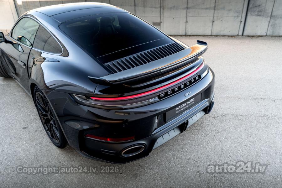 Melns Porsche 911 2026 Tartu, ar dzinēja tilpumu 3.60 L un nobraukumu 3 tūkst. km par 303800 €, foto 22 vietnē AUTOMOTO.COM.LV