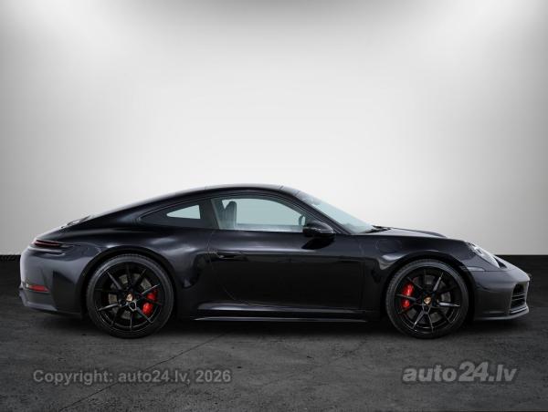 Black Porsche 911 2026 in Tallinn, with an engine capacity of 3.00 L and mileage of 16 thousand km for 180000 €, photo 8 on AUTOMOTO.COM.LV