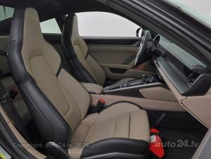 Black Porsche 911 2026 in Tallinn, with an engine capacity of 3.00 L and mileage of 16 thousand km for 180000 €, photo 12 on AUTOMOTO.COM.LV