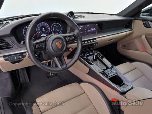 Black Porsche 911 2026 in Tallinn, with an engine capacity of 3.00 L and mileage of 16 thousand km for 180000 €, photo 15 on AUTOMOTO.COM.LV