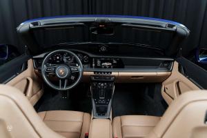 Blue Porsche 911 2020 in Vilnius, with an engine capacity of 2.98 L and mileage of 50 thousand km for 109998 €, photo 35 on AUTOMOTO.COM.LV