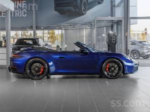 Blue Porsche 911 2026 in Riga, with an engine capacity of 3.60 L and mileage of 8 thousand km for 189900 €, photo 8 on AUTOMOTO.COM.LV