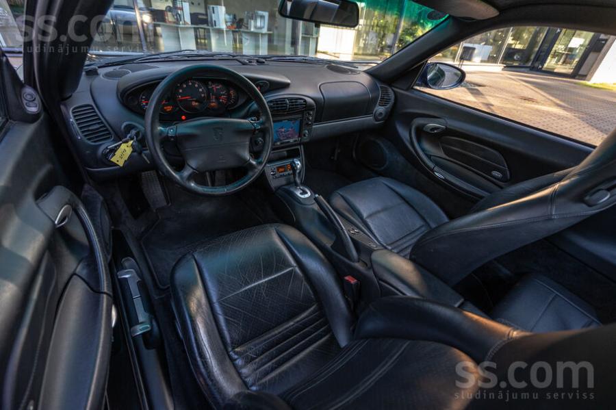 Blue Porsche 911 2000 in Riga, with an engine capacity of 3.40 L and mileage of 165 thousand km for 24500 €, photo 15 on AUTOMOTO.COM.LV