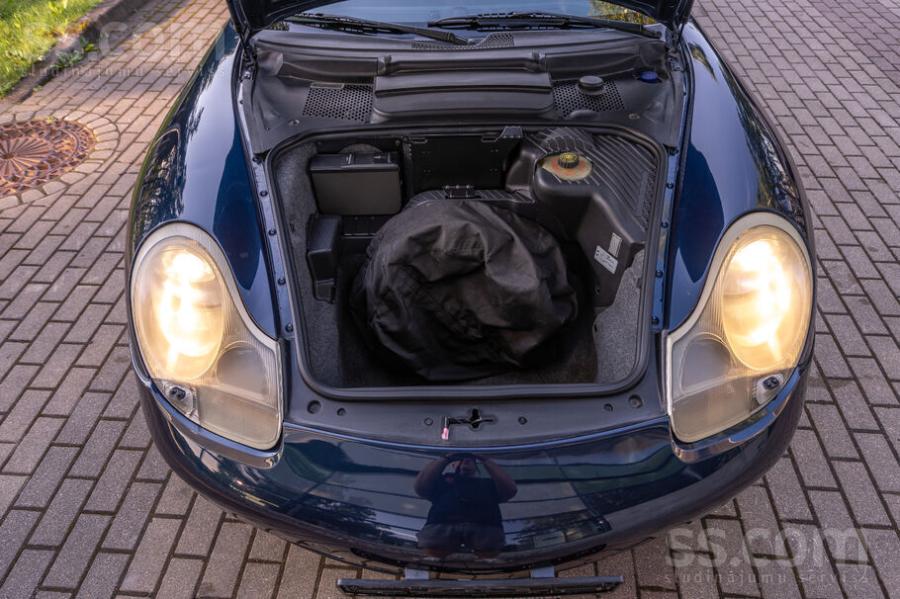 Blue Porsche 911 2000 in Riga, with an engine capacity of 3.40 L and mileage of 165 thousand km for 24500 €, photo 21 on AUTOMOTO.COM.LV