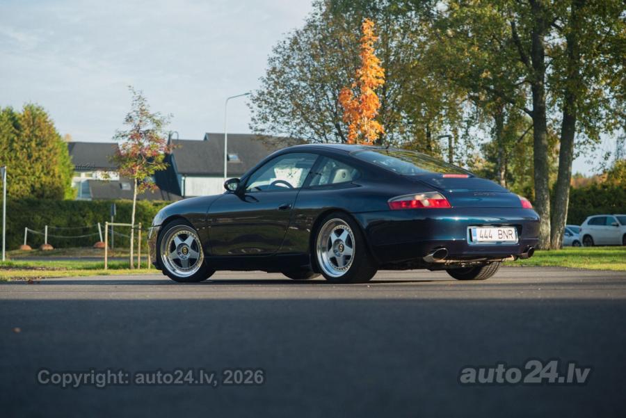 Blue Porsche 911 2000 in Tallinn, with an engine capacity of 3.40 L and mileage of 166 thousand km for 31900 €, photo 3 on AUTOMOTO.COM.LV