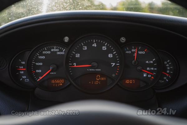 Blue Porsche 911 2000 in Tallinn, with an engine capacity of 3.40 L and mileage of 166 thousand km for 31900 €, photo 10 on AUTOMOTO.COM.LV