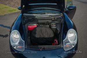 Blue Porsche 911 2000 in Tallinn, with an engine capacity of 3.40 L and mileage of 166 thousand km for 31900 €, photo 15 on AUTOMOTO.COM.LV