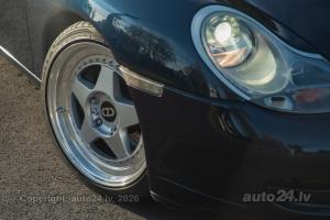 Blue Porsche 911 2000 in Tallinn, with an engine capacity of 3.40 L and mileage of 166 thousand km for 31900 €, photo 19 on AUTOMOTO.COM.LV