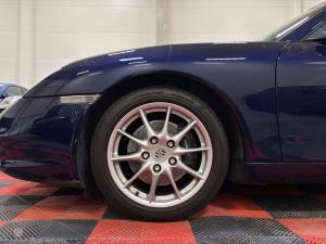 Blue Porsche 911 2002 in Vilnius, with an engine capacity of 3.60 L and mileage of 88 thousand km for 32500 €, photo 10 on AUTOMOTO.COM.LV