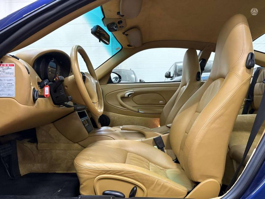 Blue Porsche 911 2002 in Vilnius, with an engine capacity of 3.60 L and mileage of 88 thousand km for 32500 €, photo 13 on AUTOMOTO.COM.LV