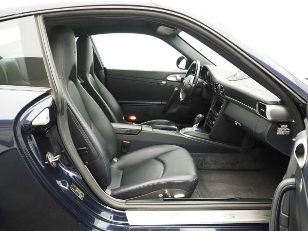 Blue Porsche 911 2009 in Vilnius, with an engine capacity of 3.80 L and mileage of 170 thousand km for 57500 €, photo 11 on AUTOMOTO.COM.LV