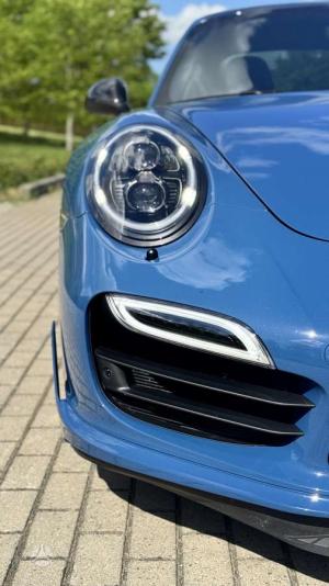 Zils Porsche 911 2015 Viļņa, ar dzinēja tilpumu 3.80 L un nobraukumu 7 tūkst. km par 105000 €, foto 8 vietnē AUTOMOTO.COM.LV