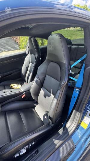 Zils Porsche 911 2015 Viļņa, ar dzinēja tilpumu 3.80 L un nobraukumu 7 tūkst. km par 105000 €, foto 18 vietnē AUTOMOTO.COM.LV