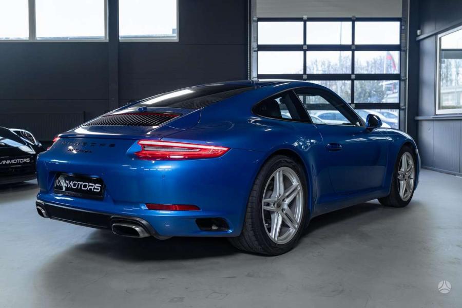 Zils Porsche 911 2018 Viļņa, ar dzinēja tilpumu 2.98 L un nobraukumu 46 tūkst. km par 71999 €, foto 5 vietnē AUTOMOTO.COM.LV