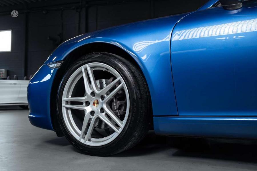Zils Porsche 911 2018 Viļņa, ar dzinēja tilpumu 2.98 L un nobraukumu 46 tūkst. km par 71999 €, foto 10 vietnē AUTOMOTO.COM.LV