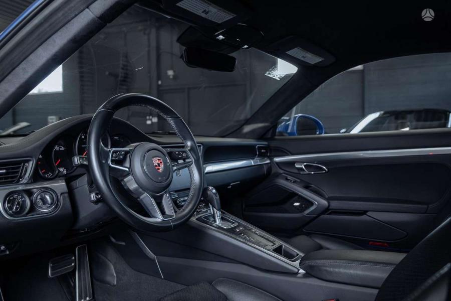 Zils Porsche 911 2018 Viļņa, ar dzinēja tilpumu 2.98 L un nobraukumu 46 tūkst. km par 71999 €, foto 15 vietnē AUTOMOTO.COM.LV