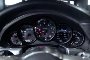 Zils Porsche 911 2018 Viļņa, ar dzinēja tilpumu 2.98 L un nobraukumu 46 tūkst. km par 71999 €, foto 21 vietnē AUTOMOTO.COM.LV