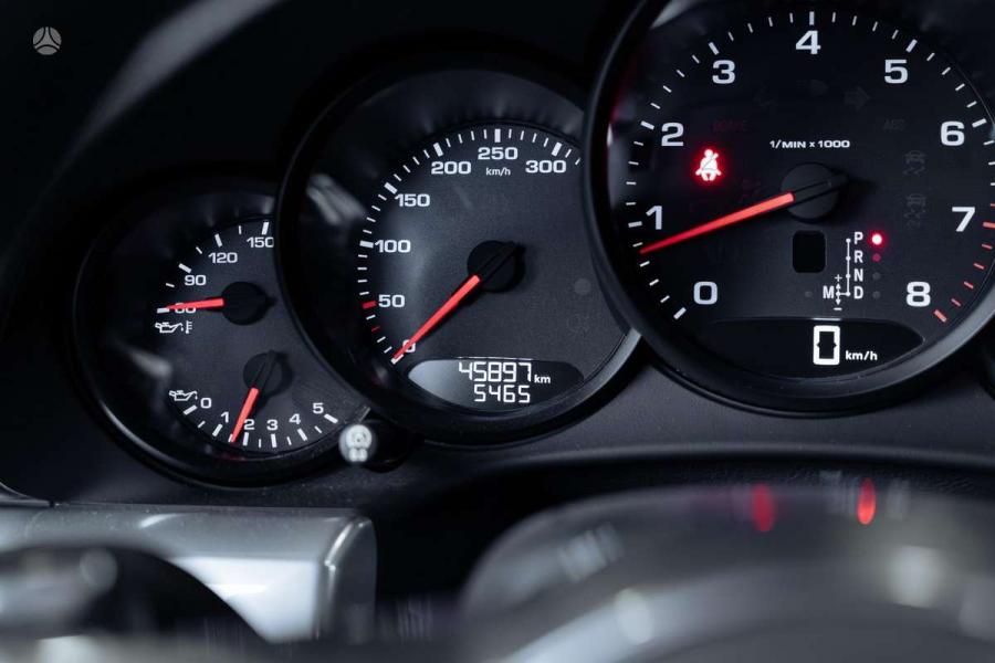Zils Porsche 911 2018 Viļņa, ar dzinēja tilpumu 2.98 L un nobraukumu 46 tūkst. km par 71999 €, foto 22 vietnē AUTOMOTO.COM.LV