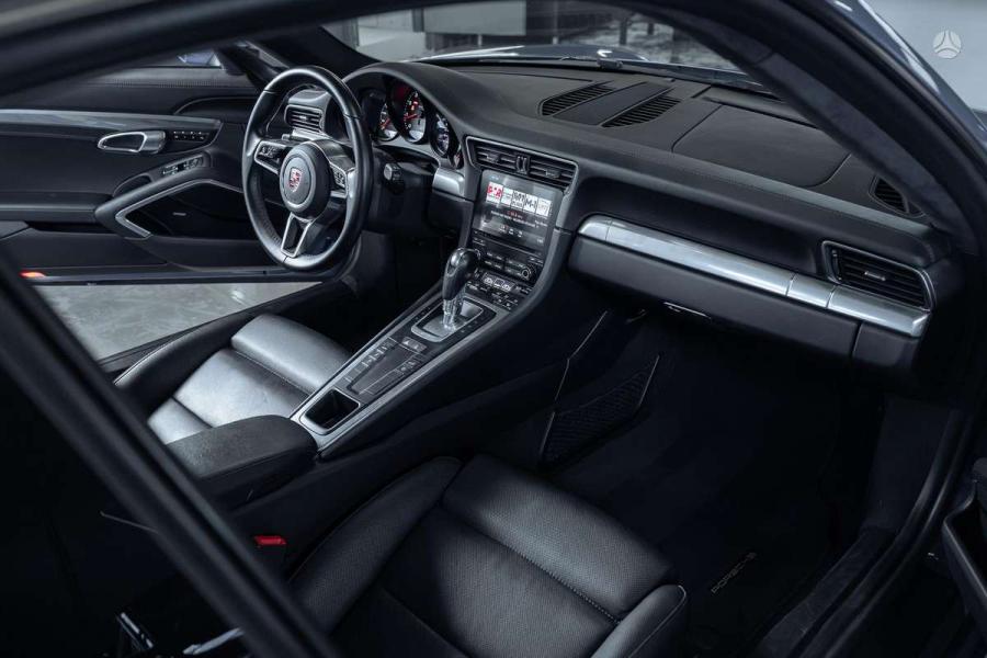 Zils Porsche 911 2018 Viļņa, ar dzinēja tilpumu 2.98 L un nobraukumu 46 tūkst. km par 71999 €, foto 28 vietnē AUTOMOTO.COM.LV