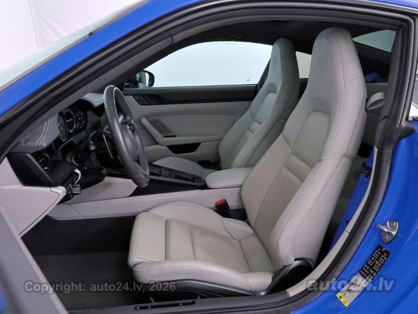 Zils Porsche 911 2022 Tallina, ar dzinēja tilpumu 3.00 L un nobraukumu 55 tūkst. km par 140000 €, foto 11 vietnē AUTOMOTO.COM.LV
