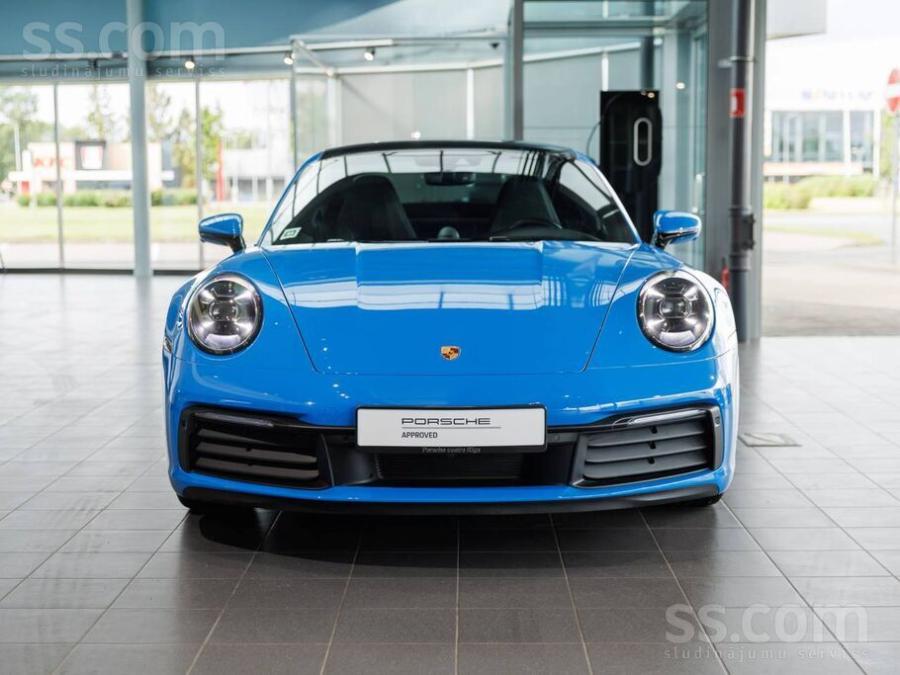Синий Порше 911 2022 в Рига, объемом двигателя 3.00 л и пробегом 25 тыс. км за 129000 €, фото 9 на AUTOMOTO.COM.LV