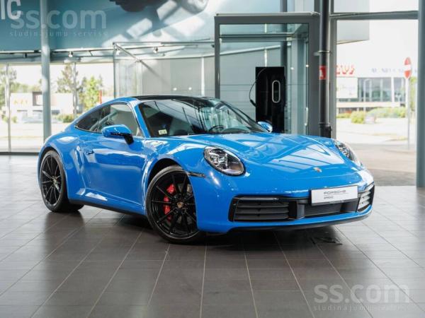Blue Porsche 911 2022 in Riga, with an engine capacity of 3.00 L and mileage of 25 thousand km for 129000 €, photo 9 on AUTOMOTO.COM.LV