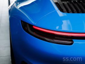 Синий Порше 911 2022 в Рига, объемом двигателя 3.00 л и пробегом 25 тыс. км за 129000 €, фото 13 на AUTOMOTO.COM.LV