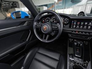 Синий Порше 911 2022 в Рига, объемом двигателя 3.00 л и пробегом 25 тыс. км за 129000 €, фото 21 на AUTOMOTO.COM.LV