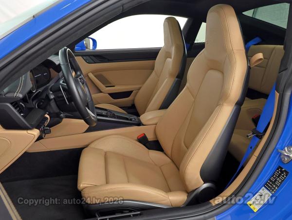 Zils Porsche 911 2022 Tallina, ar dzinēja tilpumu 3.00 L un nobraukumu 44 tūkst. km par 153000 €, foto 11 vietnē AUTOMOTO.COM.LV