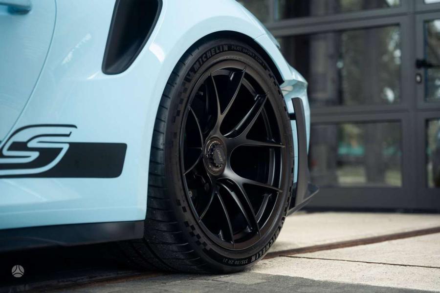 Zils Porsche 911 2024 Viļņa, ar dzinēja tilpumu 4.00 L un nobraukumu 2 tūkst. km par 345000 €, foto 16 vietnē AUTOMOTO.COM.LV