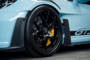 Zils Porsche 911 2024 Viļņa, ar dzinēja tilpumu 4.00 L un nobraukumu 2 tūkst. km par 345000 €, foto 32 vietnē AUTOMOTO.COM.LV