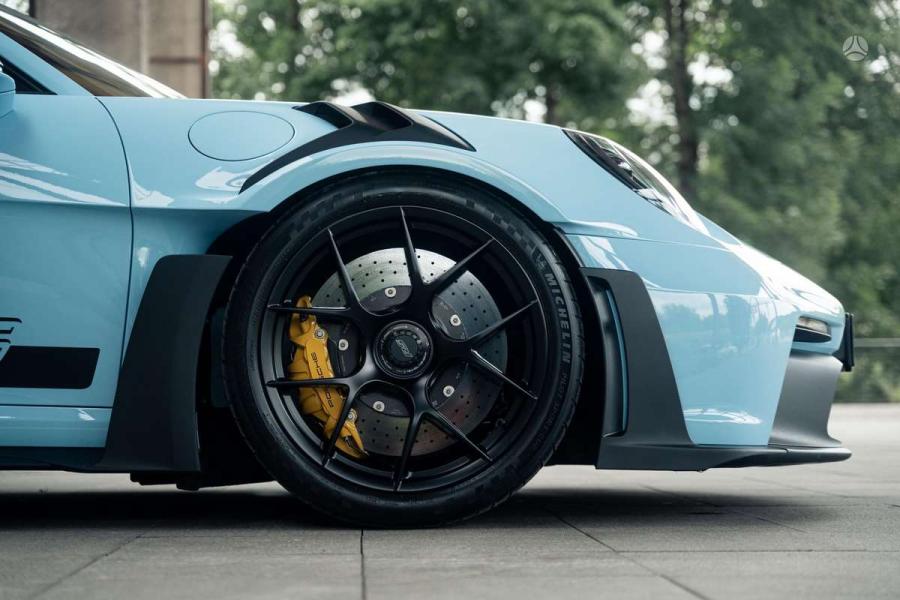 Zils Porsche 911 2024 Viļņa, ar dzinēja tilpumu 4.00 L un nobraukumu 2 tūkst. km par 345000 €, foto 34 vietnē AUTOMOTO.COM.LV