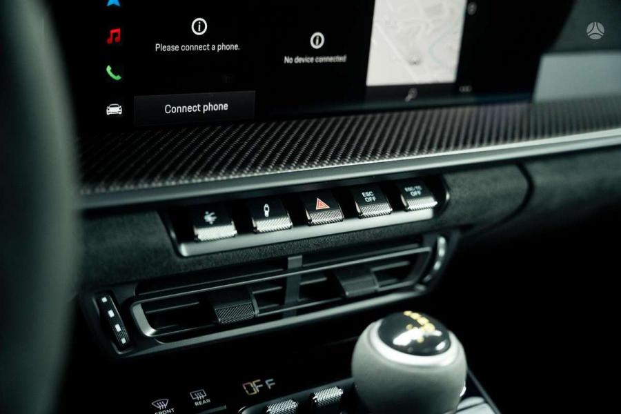 Zils Porsche 911 2024 Viļņa, ar dzinēja tilpumu 4.00 L un nobraukumu 2 tūkst. km par 345000 €, foto 57 vietnē AUTOMOTO.COM.LV