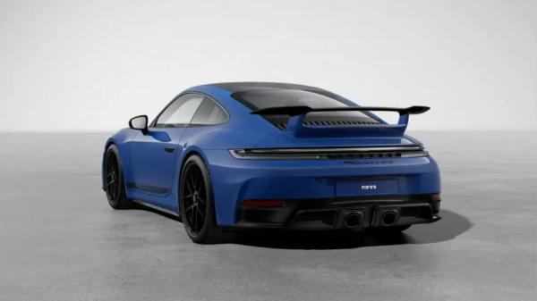 Blue Porsche 911 2025 in Riga, with an engine capacity of 3.60 L and mileage of 10 thousand km for 215000 €, photo 3 on AUTOMOTO.COM.LV
