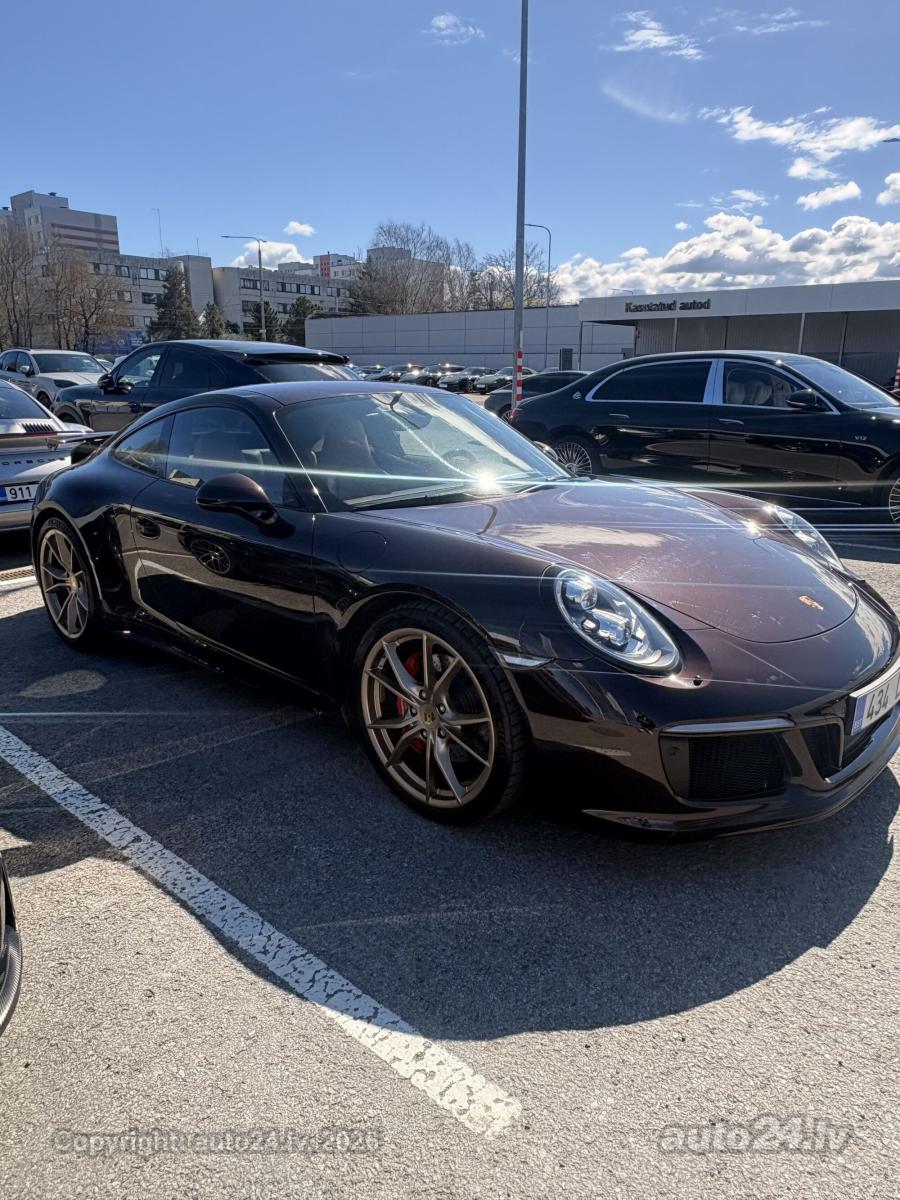 Brūns Porsche 911 2014 Tallina, ar dzinēja tilpumu 3.80 L un nobraukumu 0 tūkst. km par 75000 €, foto 4 vietnē AUTOMOTO.COM.LV