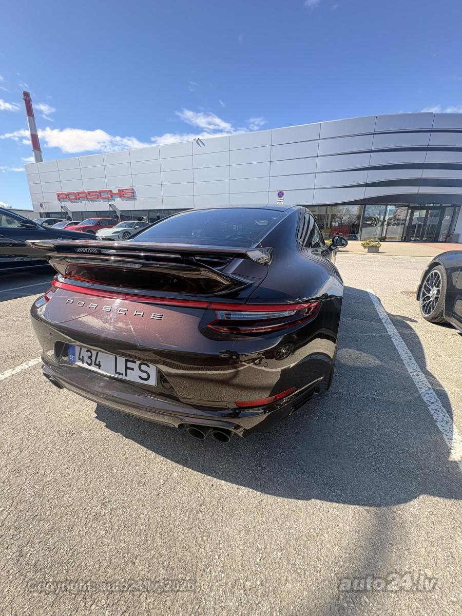 Brūns Porsche 911 2014 Tallina, ar dzinēja tilpumu 3.80 L un nobraukumu 0 tūkst. km par 75000 €, foto 6 vietnē AUTOMOTO.COM.LV