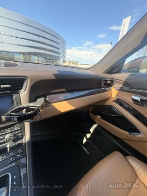 Brūns Porsche 911 2014 Tallina, ar dzinēja tilpumu 3.80 L un nobraukumu 0 tūkst. km par 75000 €, foto 11 vietnē AUTOMOTO.COM.LV