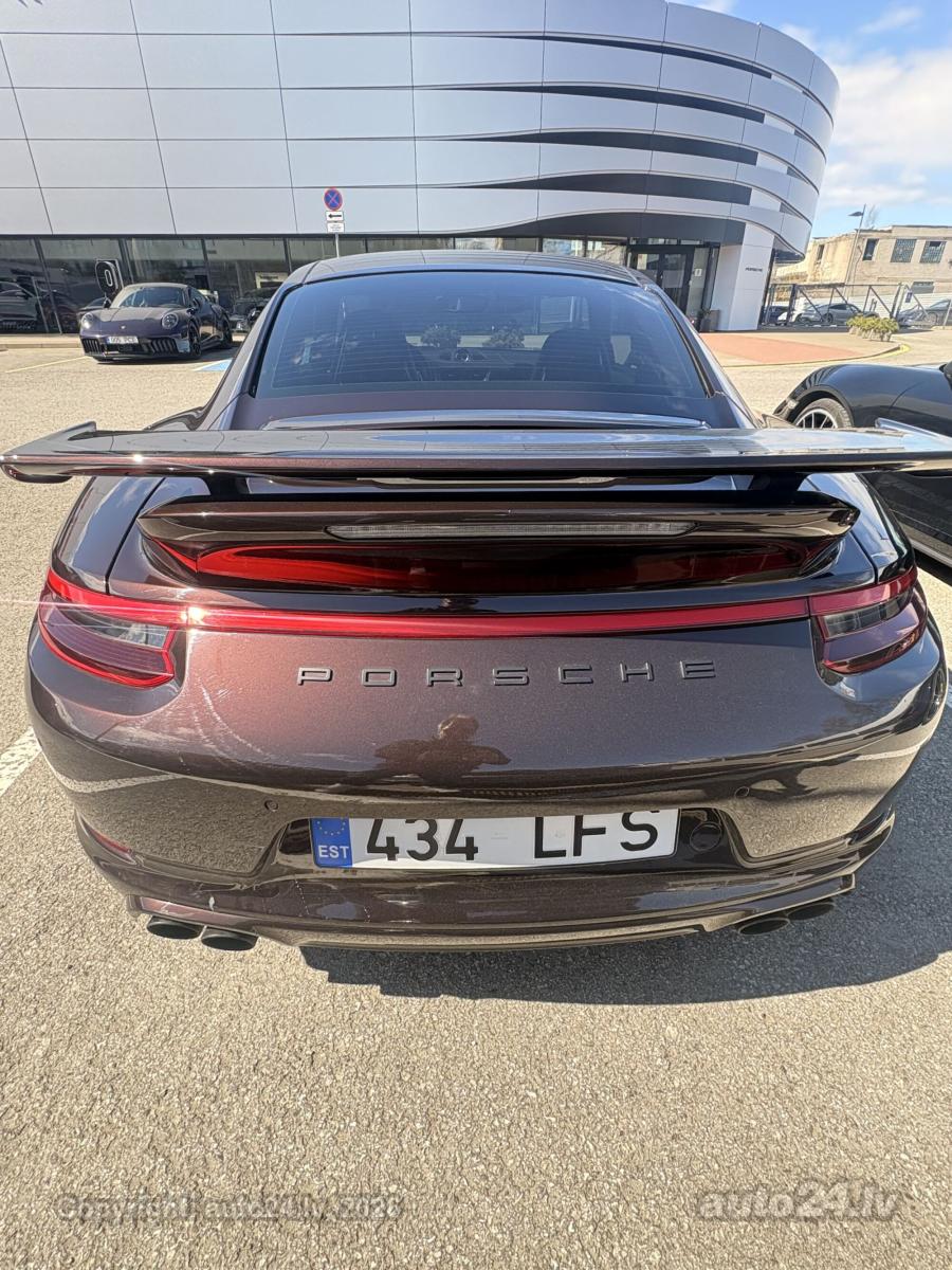 Brūns Porsche 911 2014 Tallina, ar dzinēja tilpumu 3.80 L un nobraukumu 0 tūkst. km par 75000 €, foto 17 vietnē AUTOMOTO.COM.LV