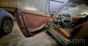 Porsche 911 1975 in Riga, with an engine capacity of 2.70 L and mileage of 0 thousand km for 6000 €, photo 6 on AUTOMOTO.COM.LV