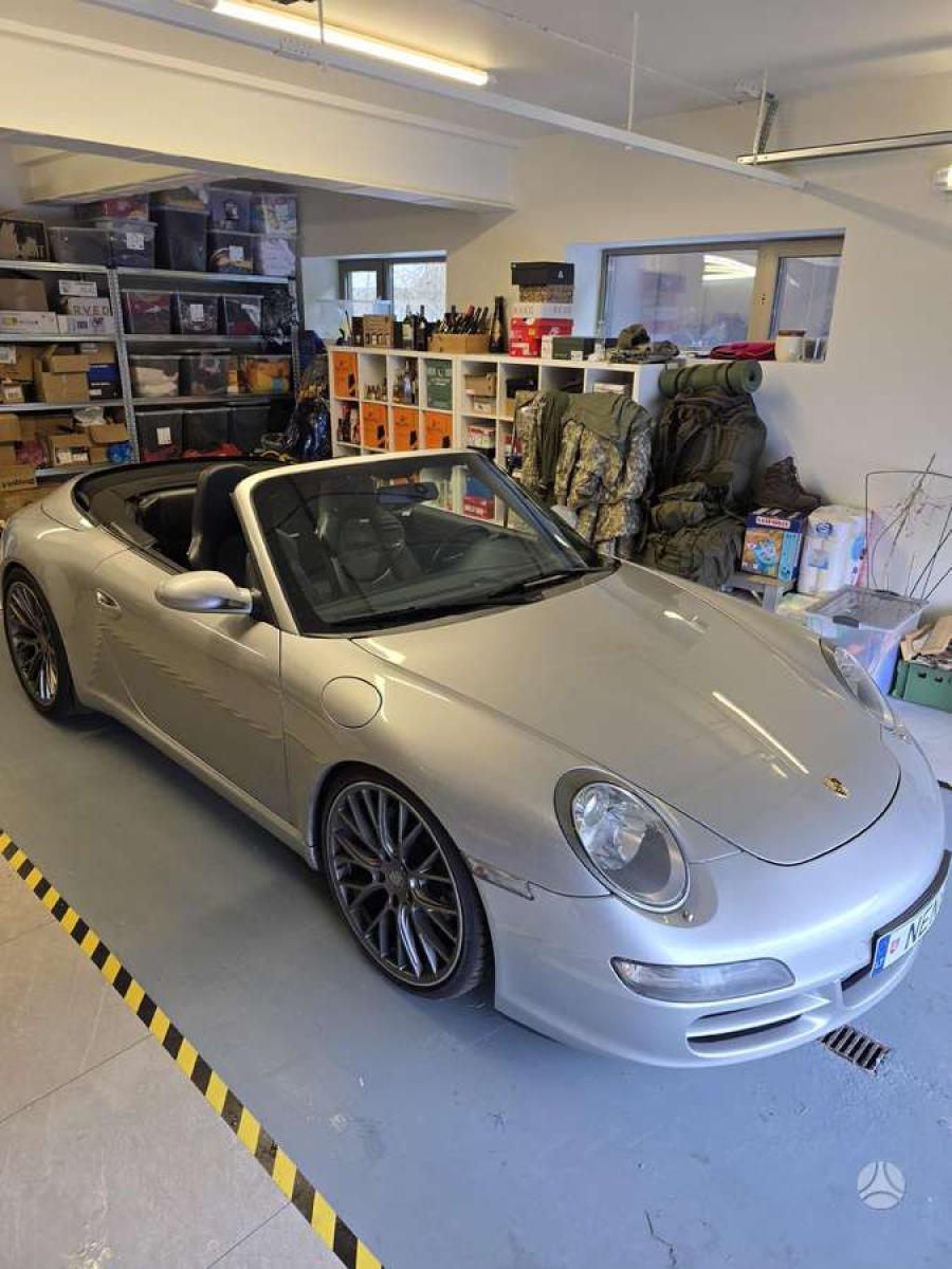 Porsche 911 2005 in Kaunas, with an engine capacity of 3.60 L and mileage of 94 thousand km for 39500 €, photo 15 on AUTOMOTO.COM.LV