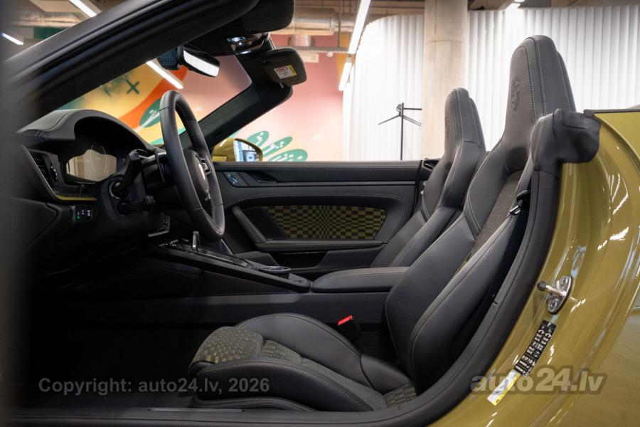 Porsche 911 2026 Tartu, ar dzinēja tilpumu 3.60 L un nobraukumu 0 tūkst. km par 278320 €, foto 15 vietnē AUTOMOTO.COM.LV