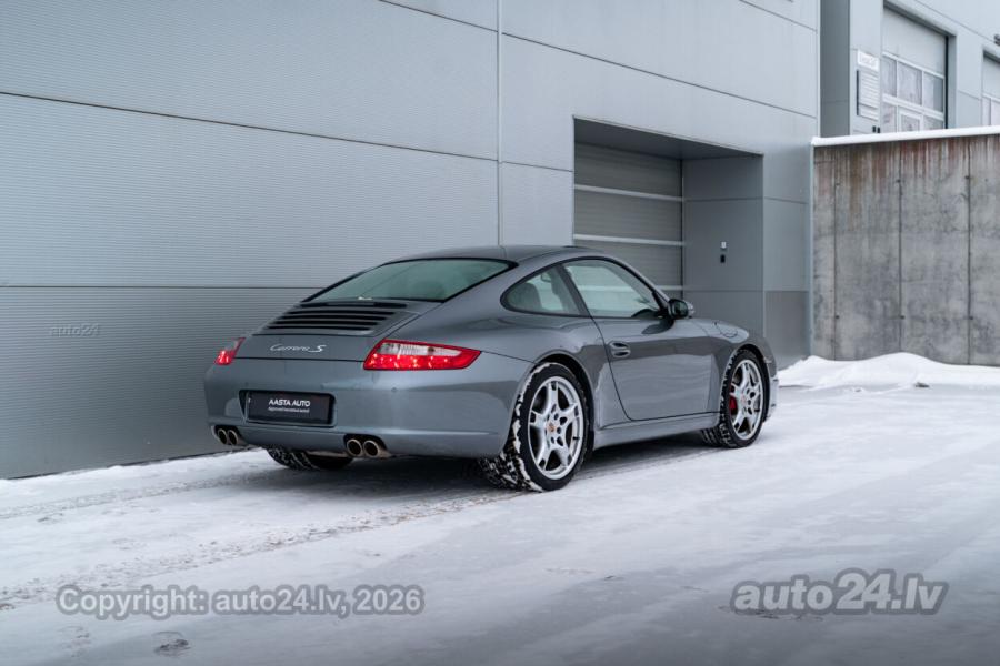 Porsche 911 2005 Tartu, ar dzinēja tilpumu 3.80 L un nobraukumu 64 tūkst. km par 49000 €, foto 2 vietnē AUTOMOTO.COM.LV