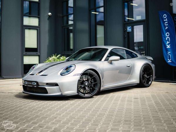 Porsche 911 2022 in Marijampole, with an engine capacity of 4.00 L and mileage of 15 thousand km for 175450 €, photo 2 on AUTOMOTO.COM.LV