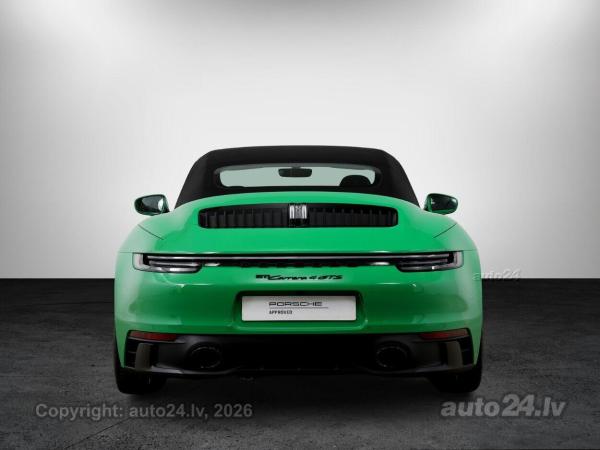 Zaļš Porsche 911 2023 Tallina, ar dzinēja tilpumu 3.00 L un nobraukumu 9 tūkst. km par 163900 €, foto 5 vietnē AUTOMOTO.COM.LV