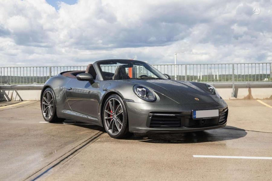 Зеленый Порше 911 2023 в Вильнюс, объемом двигателя 2.98 л и пробегом 32 тыс. км за 147000 €, фото 6 на AUTOMOTO.COM.LV